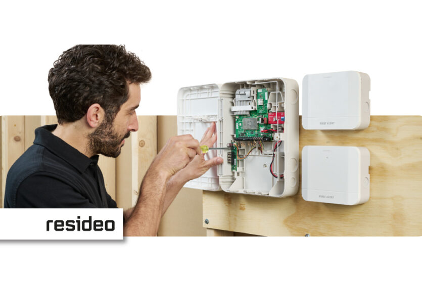 Resideo anuncia el lanzamiento oficial del nuevo panel híbrido First ...